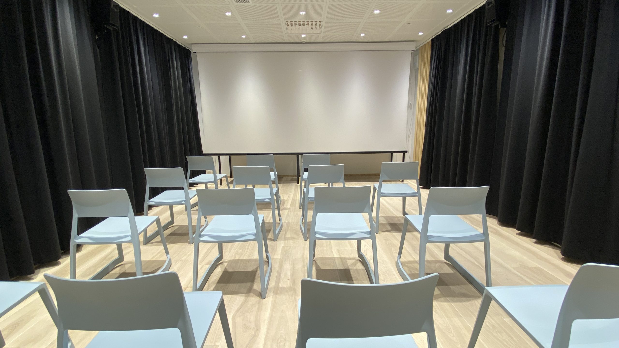 Oodi's services: Aura - Oodi